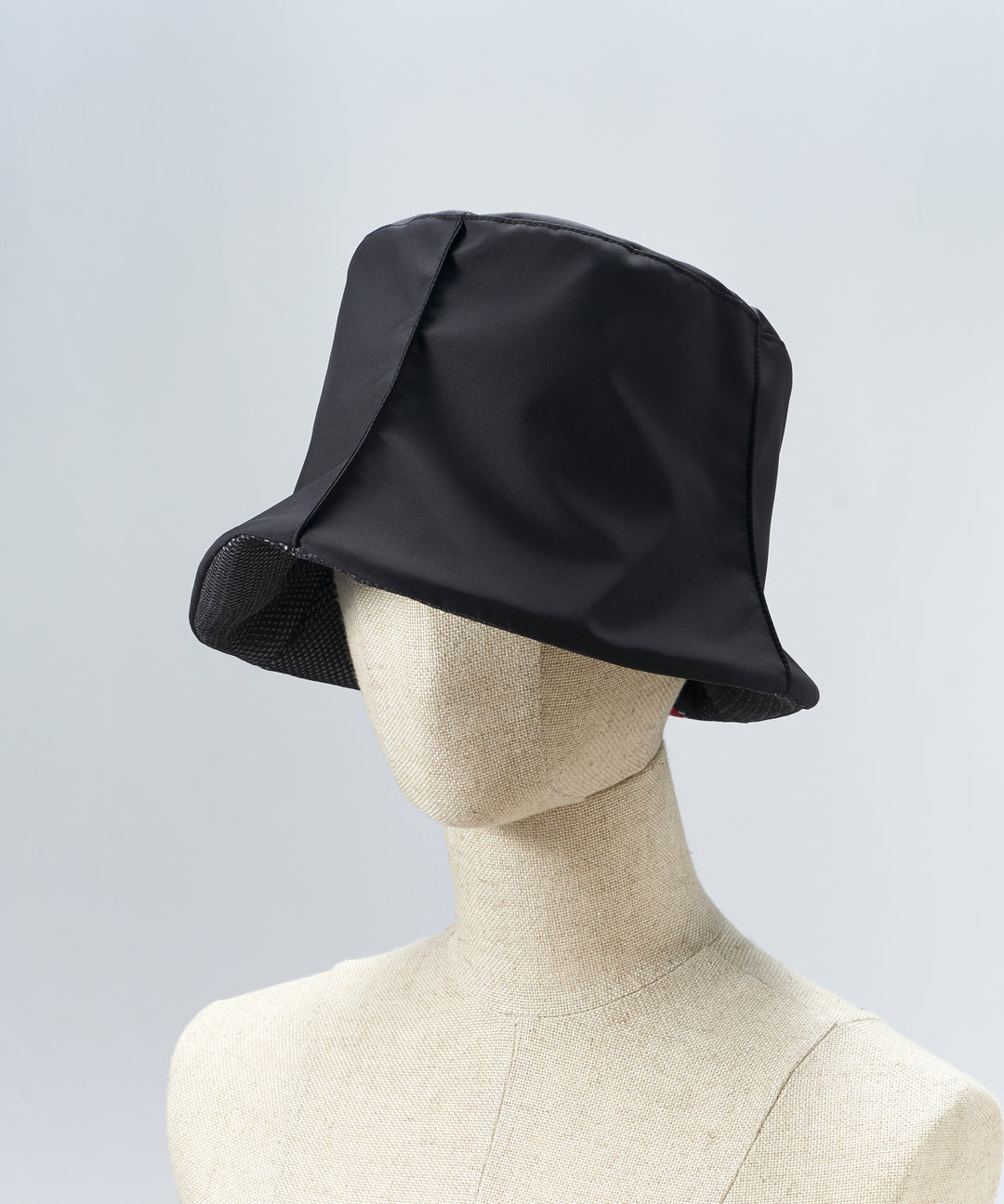Bucket hat – Haute Mode Hirata